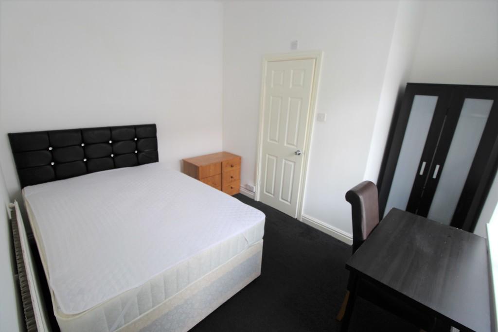 Dorset Road, Coventry, CV1 4ED 4 bed end of terrace house - £1,580 pcm ...