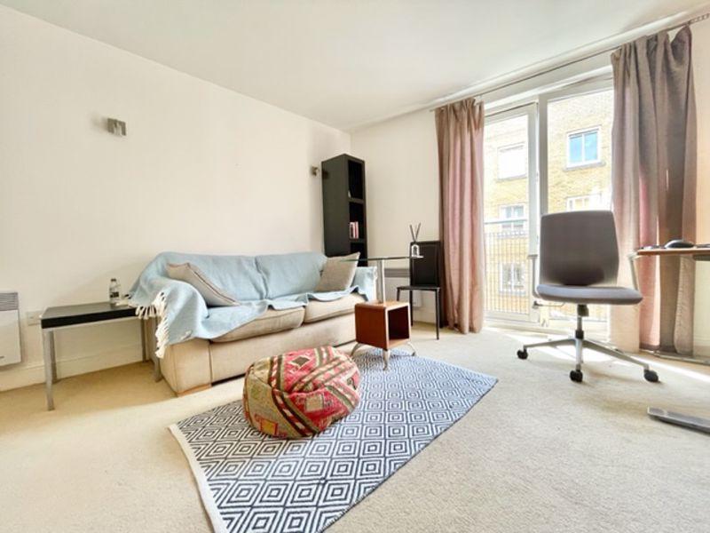 Plumbers Row, E1 1 bed property - £1,582 pcm (£365 pw)