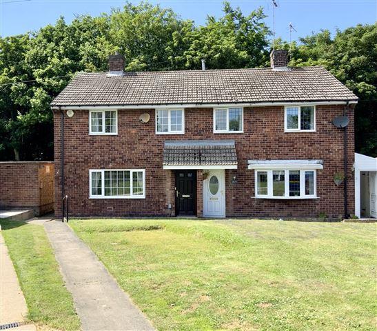 Stoneley Crescent, Charnock... 3 bed semi-detached house - £160,000