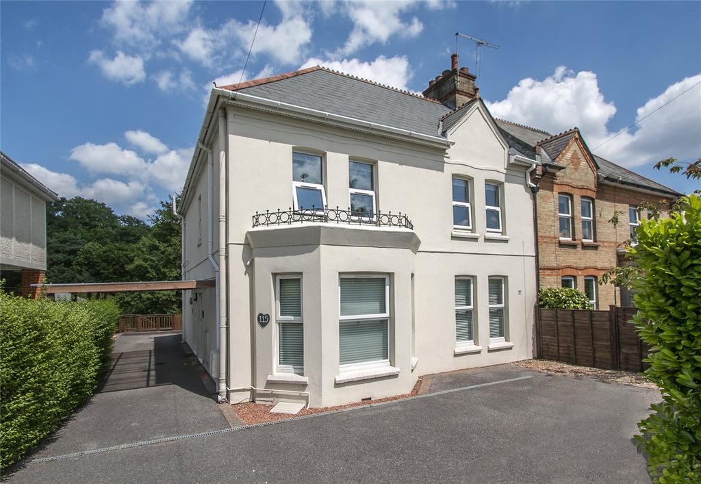 Surrey Road, Coy Pond, Poole, Dorset... 3 bed apartment - £330,000