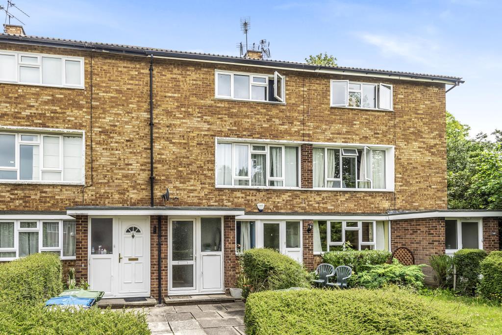 Surbiton, Surrey, KT6 2 bed maisonette - £475,000