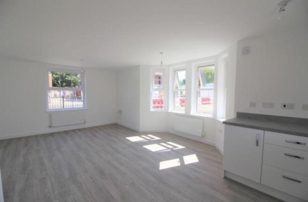 Foley Street North, Liverpool, L4 1 bed flat - £550 pcm (£127 pw)