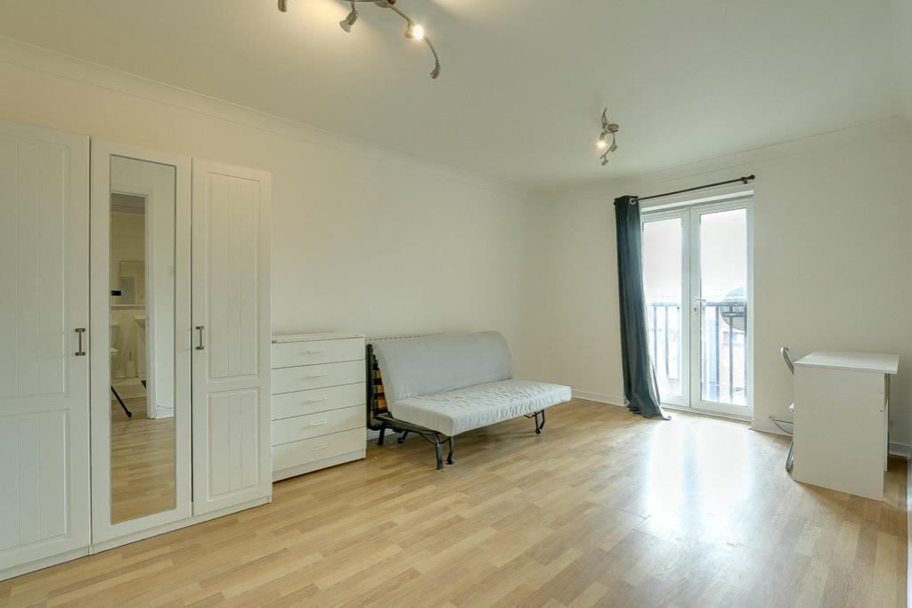 Bellmaker Court, St. Paul's Way, Bow... 2 bed flat - £1,800 pcm (£415 pw)