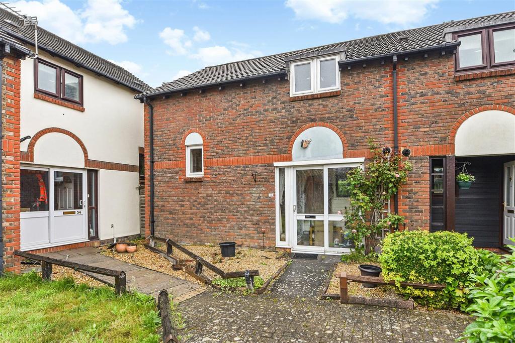 Osborne Crescent Chichester 2 Bed House £280 000