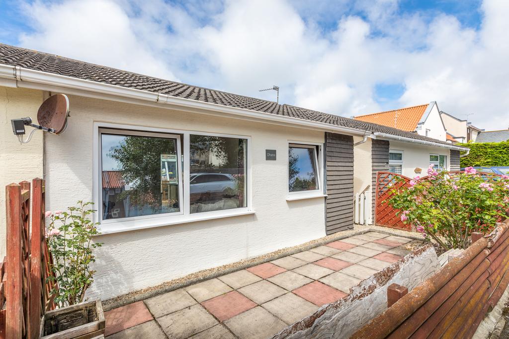 Le Grand Bouet, St. Peter Port, Guernsey 1 bed semi-detached bungalow ...