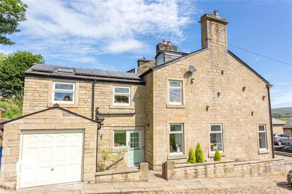Callender Street, Ramsbottom, Bury, BL0 4 bed end of terrace house - £ ...