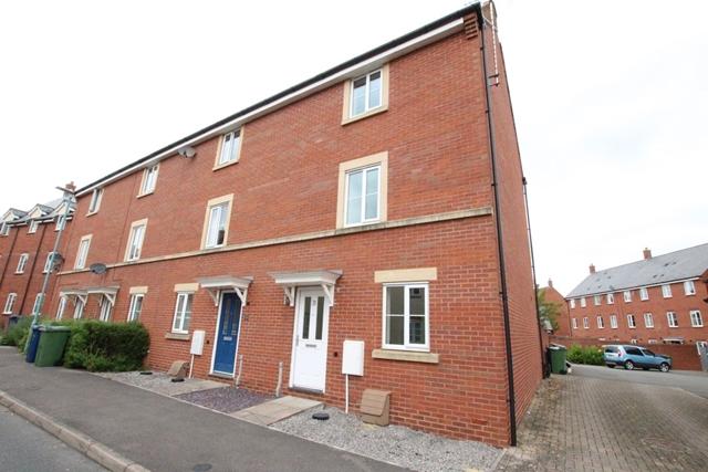 Beauchamp Road, Walton Cardiff... 3 bed townhouse - £995 pcm (£230 pw)