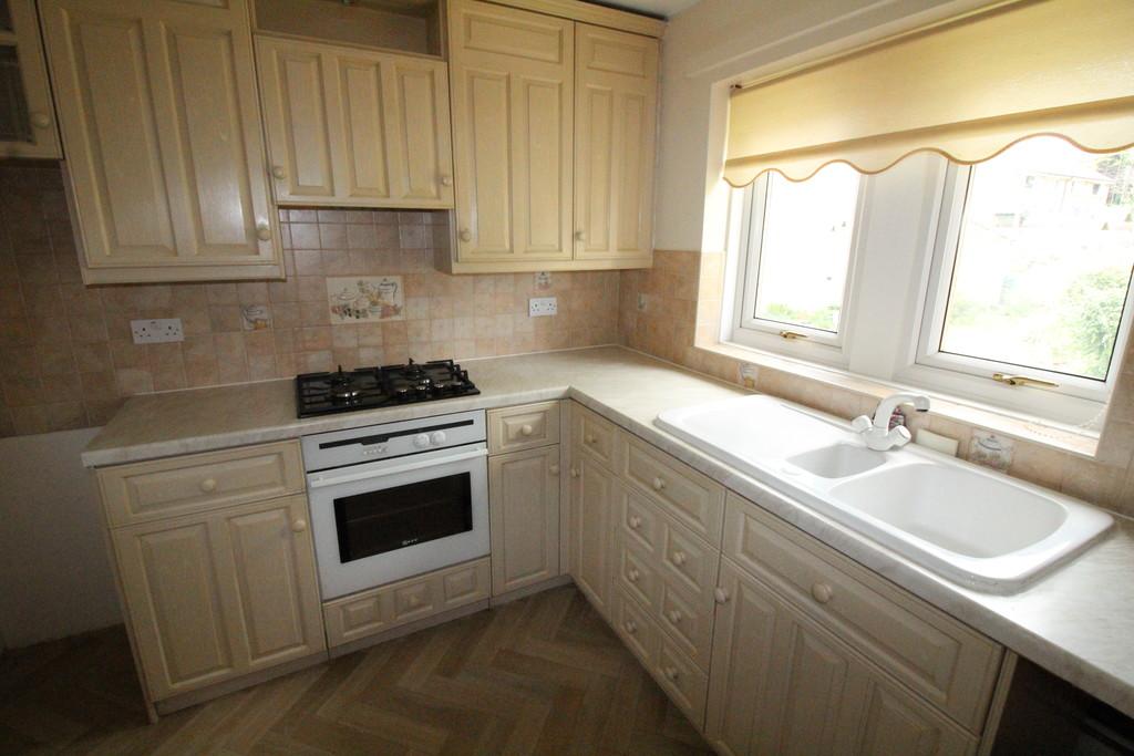 High Street, Birstall 1 bed apartment - £500 pcm (£115 pw)