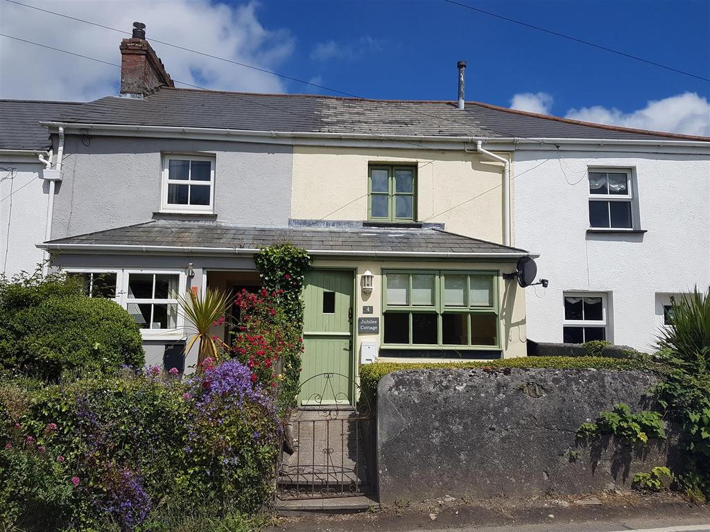 Newtown, Fowey 2 bed cottage - £230,000