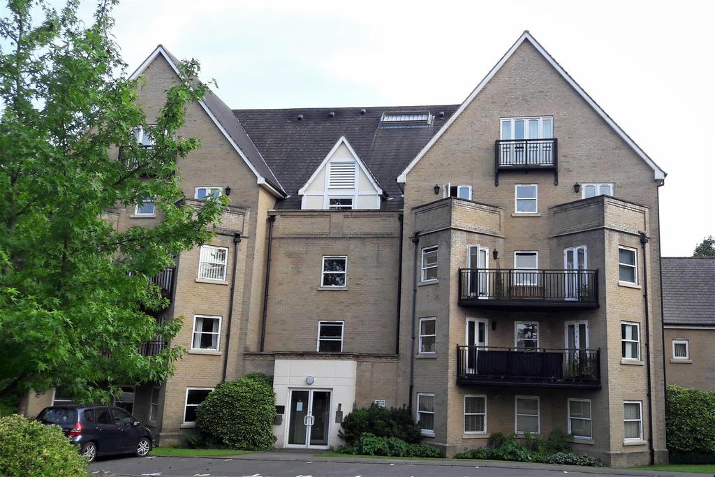 Padua House, St. Marys Road, Ipswich 2 bed flat - £195,000
