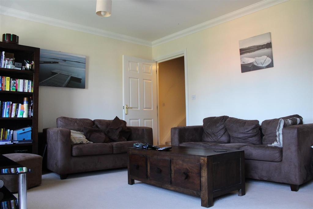 Padua House, St. Marys Road, Ipswich 2 bed flat - £195,000