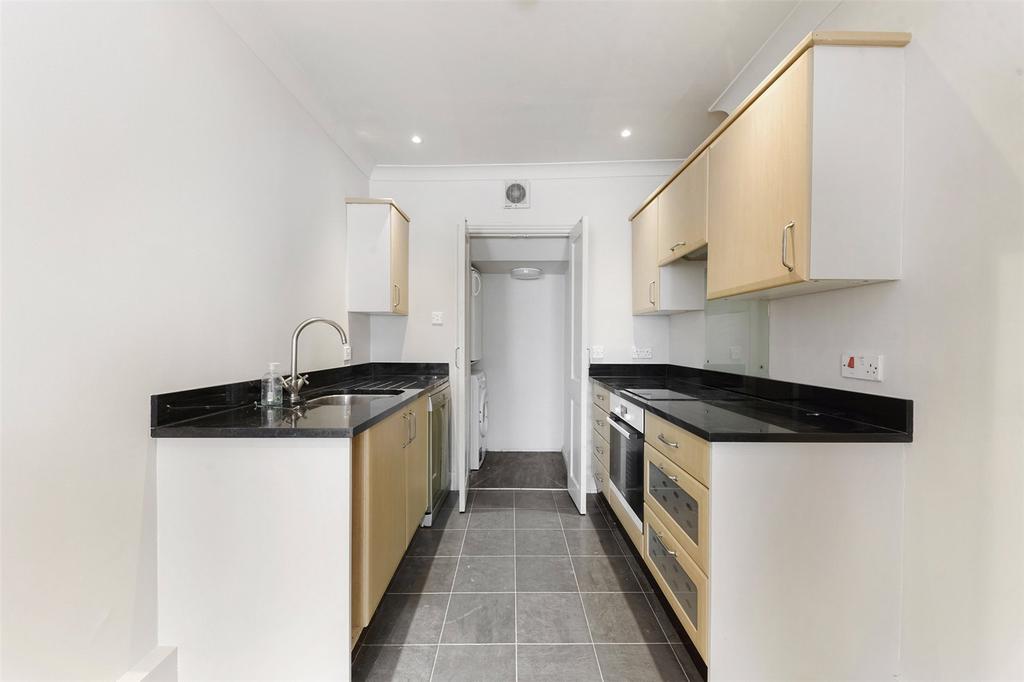 Glebe Place, London, SW3 1 bed apartment - £1,733 pcm (£400 pw)