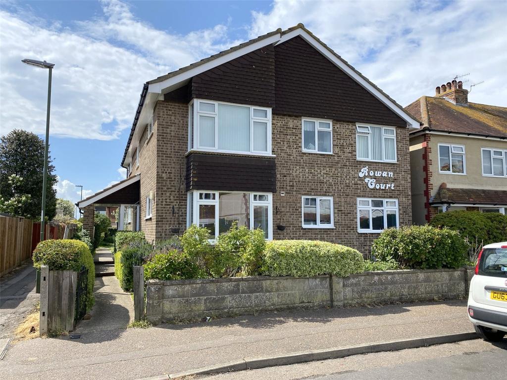 Rowan Court, Annweir Avenue, Lancing... 1 bed apartment - £170,000
