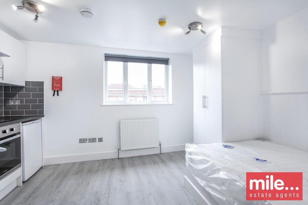 Cromwell Road, Luton Studio - £650 pcm (£150 pw)