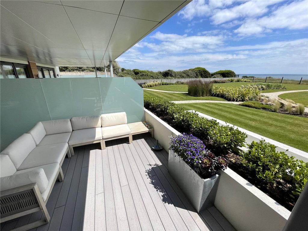 Marella, 29 Wharncliffe Road... 3 bed apartment - £995,000