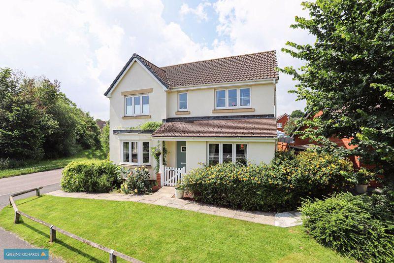 Pear Tree Way, Wellington 4 bed detached house - £340,000
