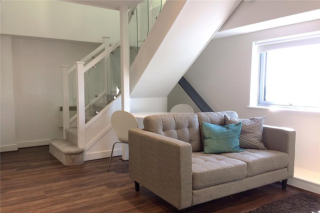 Churchill Place, Churchill Way... 1 bed apartment - £205,000