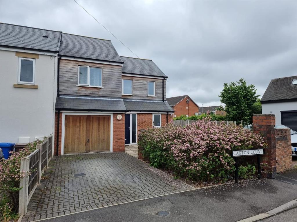 Caxton Court, Moorland View, Stoke-On-Trent 3 bed house - £750 pcm (£ ...