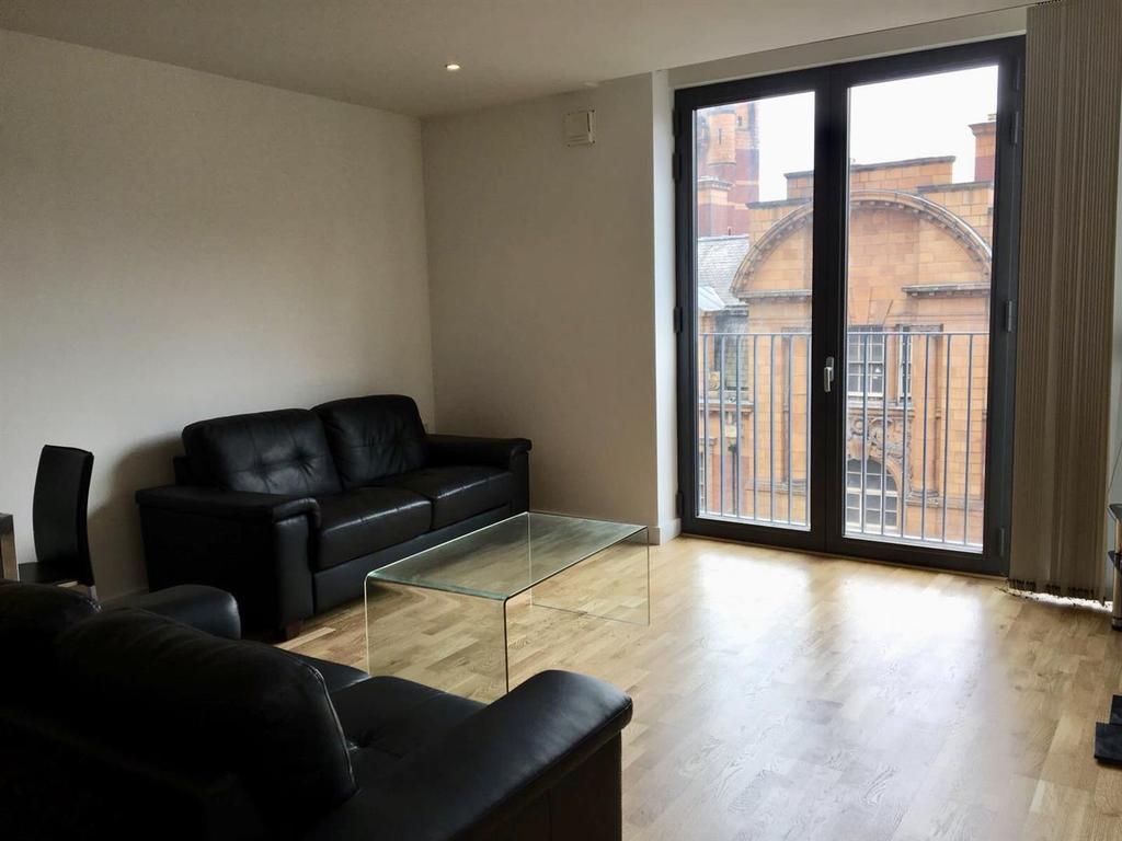 The Hub, Piccadilly Place, Manchester 2 bed apartment - £1,250 pcm (£ ...