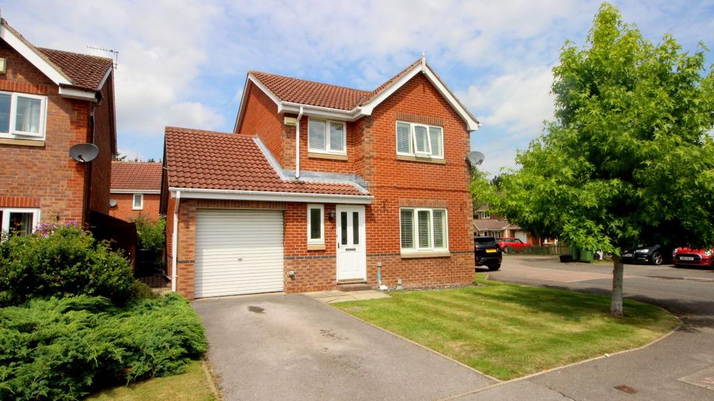 Holyrood Drive, York 3 bed detached house - £1,450 pcm (£335 pw)