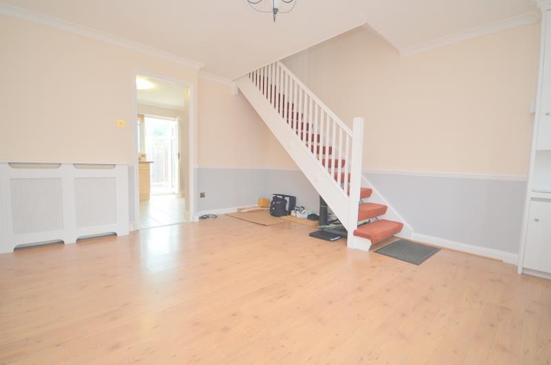 Burns Place, Tilbury, RM18 2 bed house - £1,100 pcm (£254 pw)