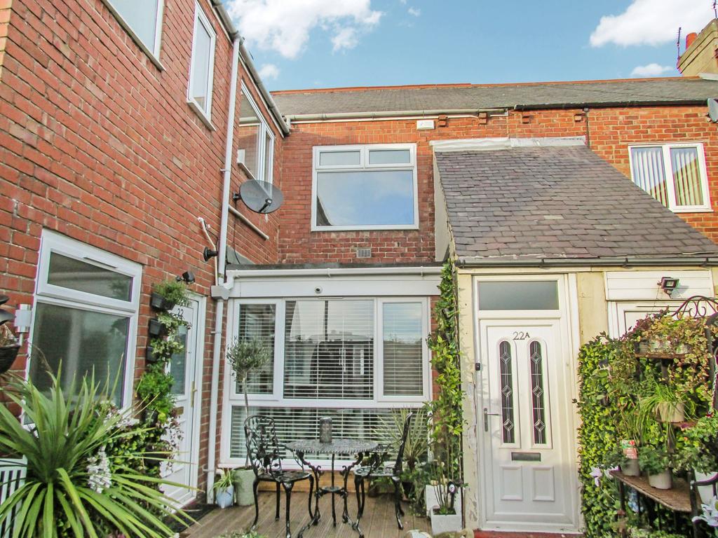 Allgood Terrace, Bedlington... 2 bed flat - £400 pcm (£92 pw)