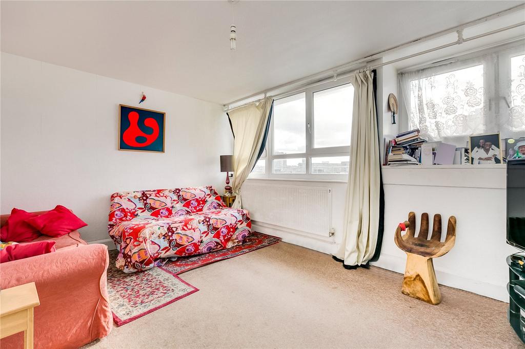 Badric Court, 5 Yelverton Road, London 2 bed flat - £375,000