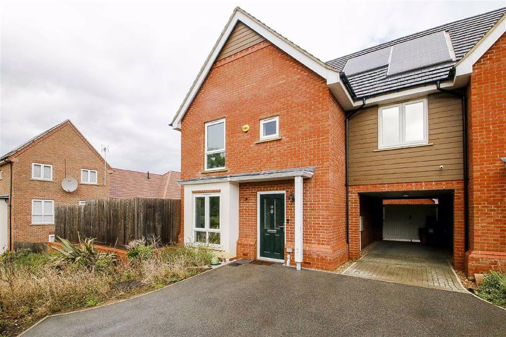 Poulter Croft, Middleton, Milton... 4 bed link detached house - £1,700 ...