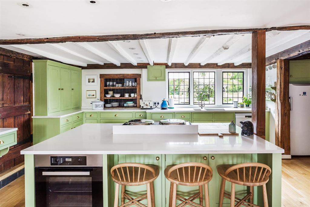 Slaugham, Haywards Heath 7 bed detached house - £2,500,000