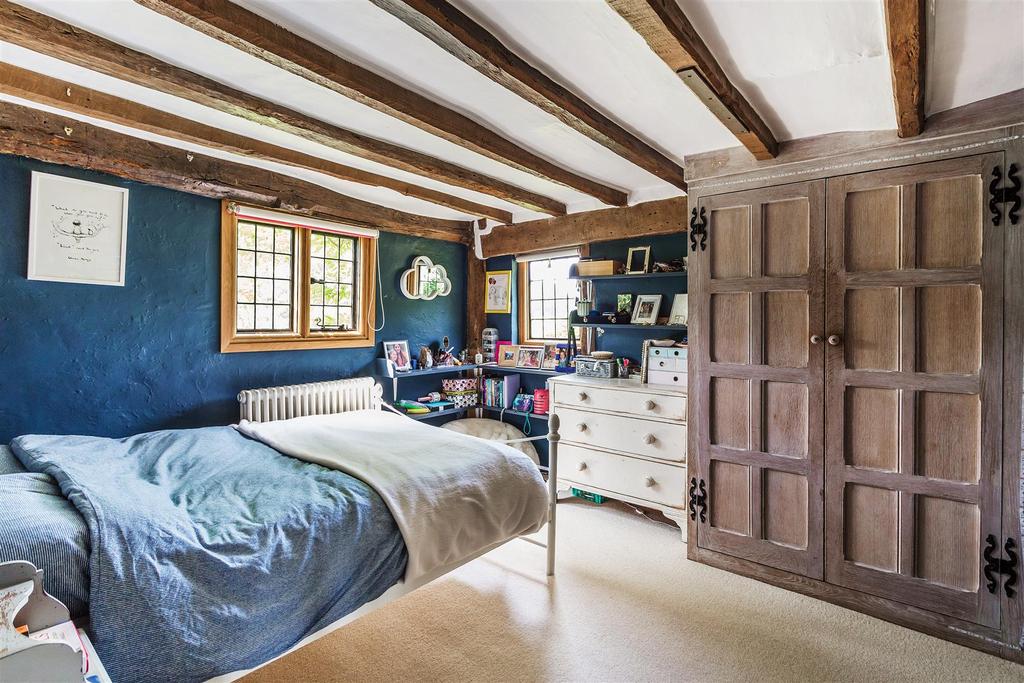 Slaugham, Haywards Heath 7 bed detached house - £2,500,000