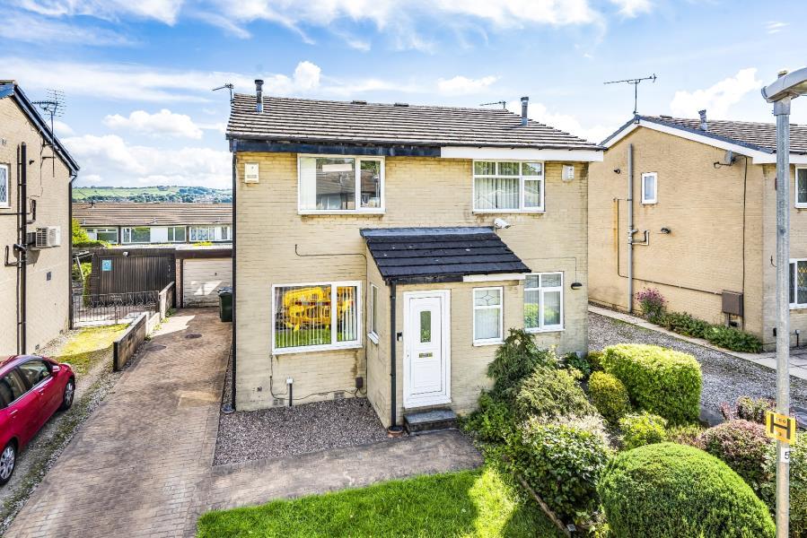 Abbey Lea, Allerton, BD15 7SG 2 bed semi-detached house - £100,000