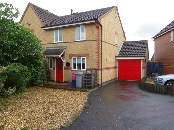 Gunnell Close, Kettering NN15 3 bed semi-detached house - £900 pcm (£ ...