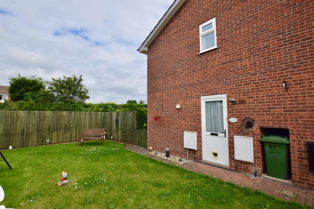 Springfield Road, Pocklington 2 bed apartment - £120,000