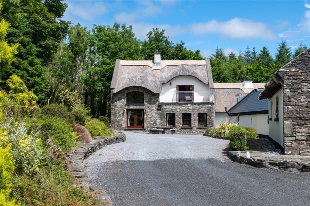 Inagh, Co Clare 6 bed detached house - £485,855* (€565,000)