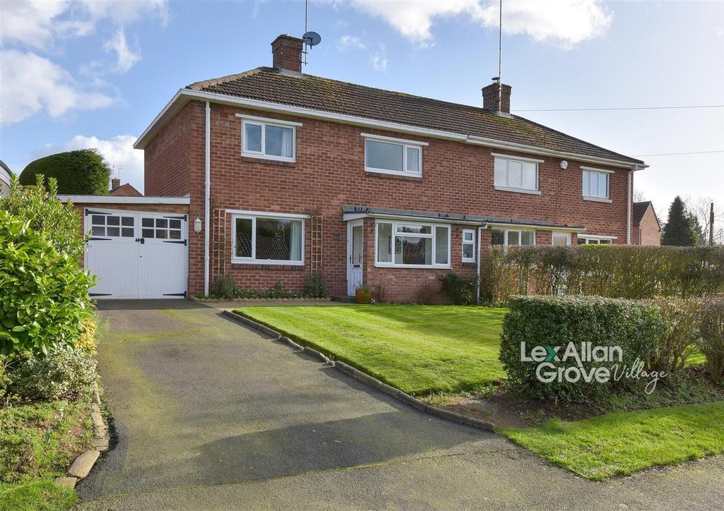 Sculthorpe Road, Blakedown... 3 bed semi-detached house - £295,000
