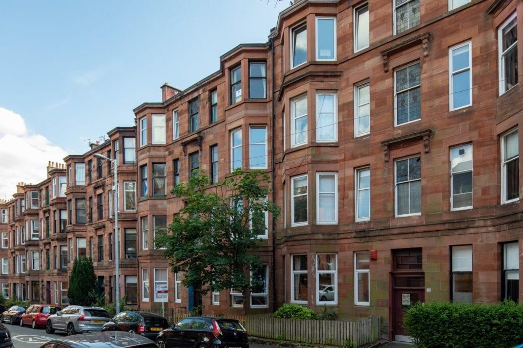 Caird Drive, Partickhill 1 bed flat - £175,000