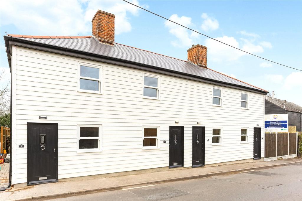 Wheatsheaf Cottages, Laindon Common... 2 bed end of terrace house - £ ...