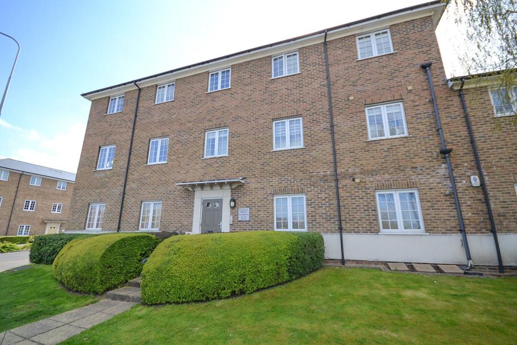 Pitfield House, Panfield Lane, CM7 2 bed apartment - £190,000