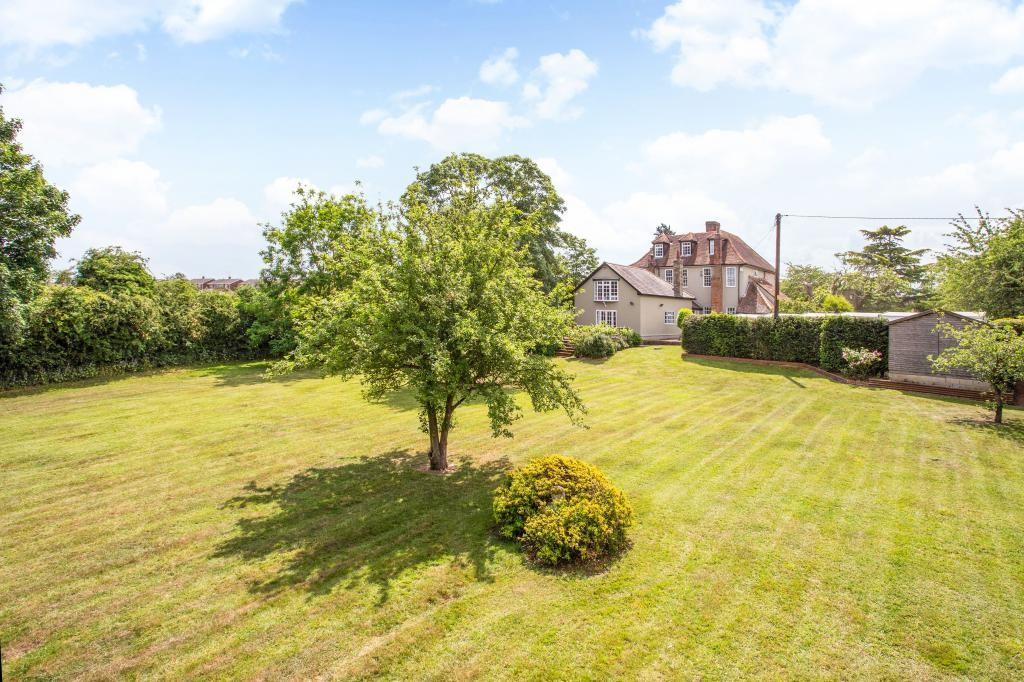 Springfield Hall, Chelmsford, CM1 6 bed detached house - £1,350,000