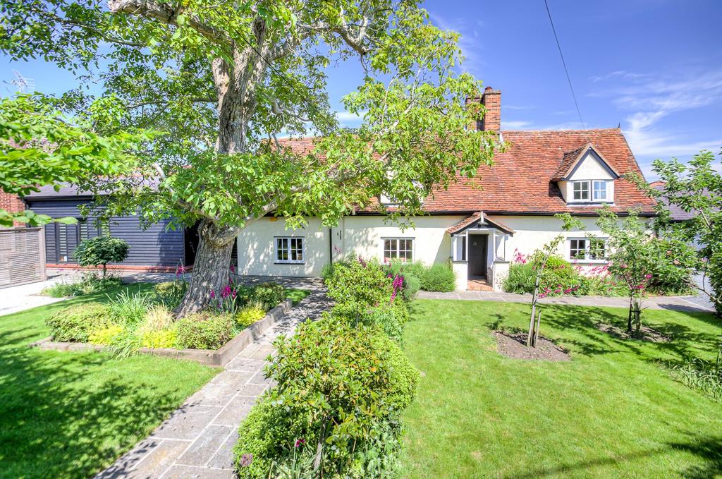Doddinghurst Road, Doddinghurst, CM15 6 bed detached house - £1,300,000