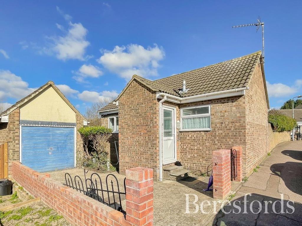 Patmore Road, Colchester, CO4 1 bed bungalow - £210,000