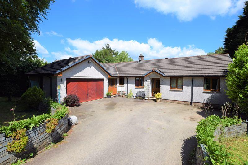 Treburley, Launceston 4 bed detached bungalow - £375,000