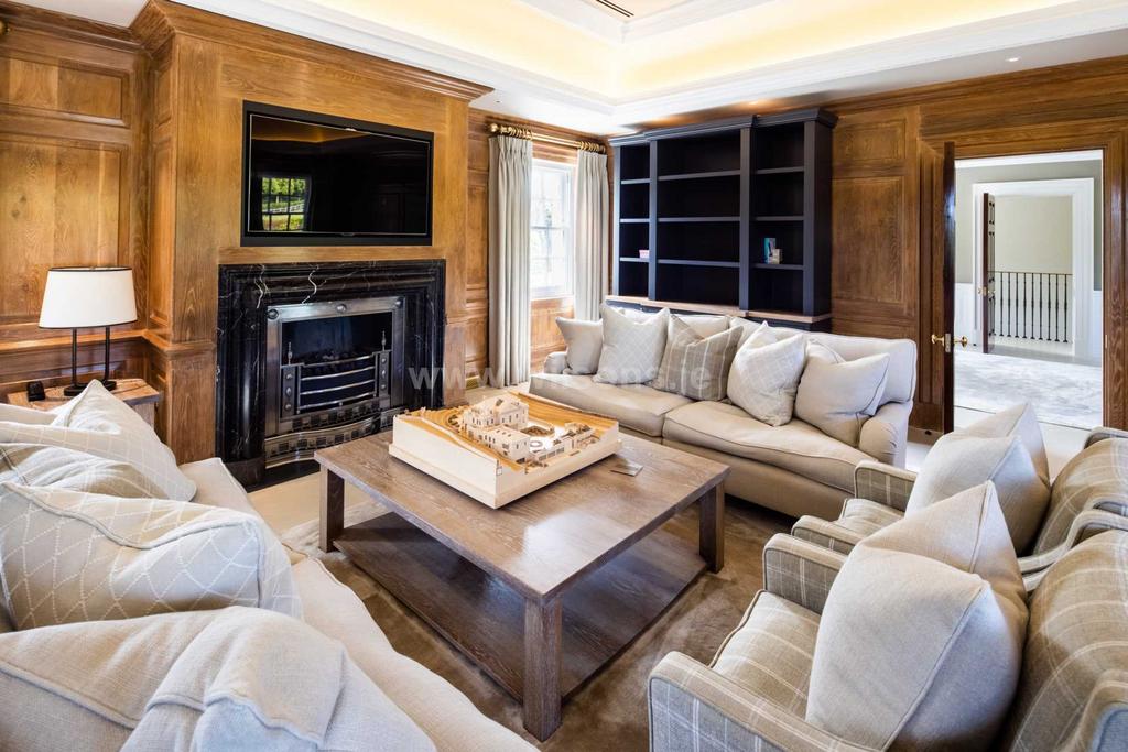 Trinity 9 bed manor house - £32,000,000