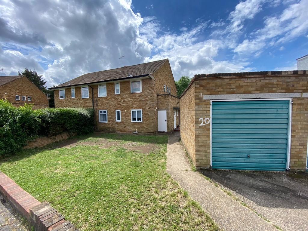 Perkin Close, Sudbury HA0 2LY 2 bed ground floor maisonette - £1,350 ...