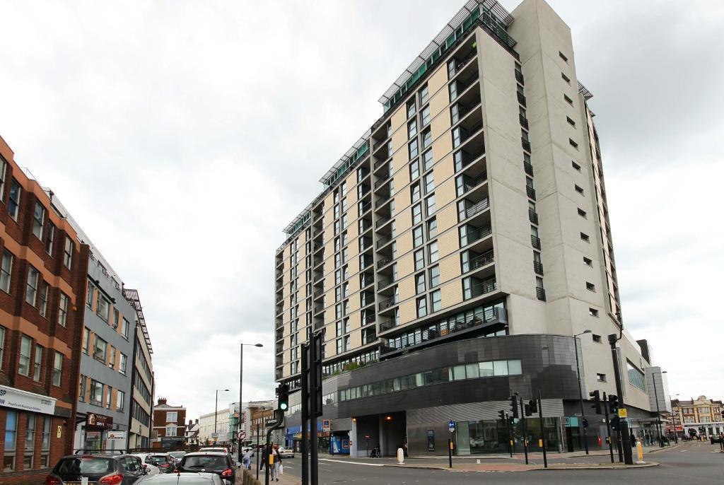 Tally Ho, Finchley, London, N12 0EQ 1 bed flat - £1,252 pcm (£289 pw)