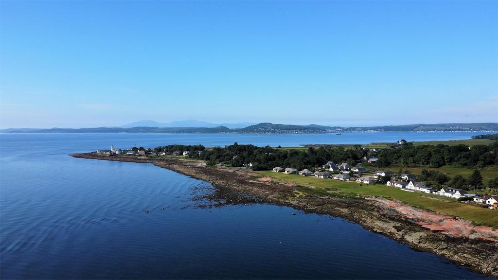 Egmont, Toward, DUNOON, PA23 7UA 4 bed detached house - £380,000