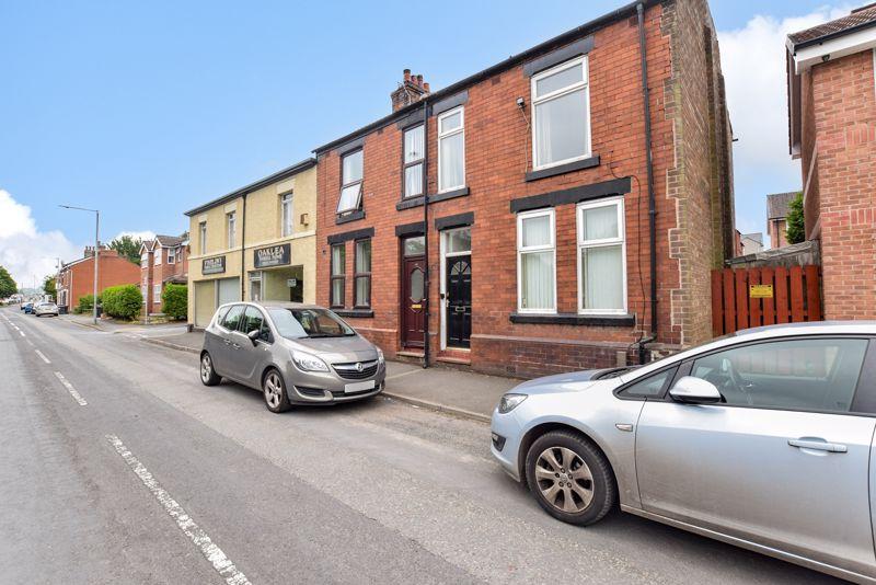 Halton Road, Runcorn 2 bed end of terrace house - £80,000