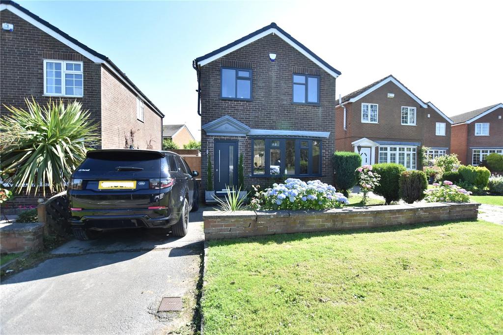 Red Hall Lane, Leeds 4 bed detached house - £350,000
