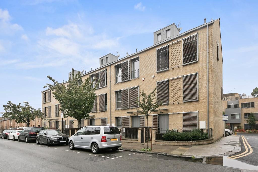 Sulgrave Road, Hammersmith, London, W6 4 bed terraced house - £3,500 ...