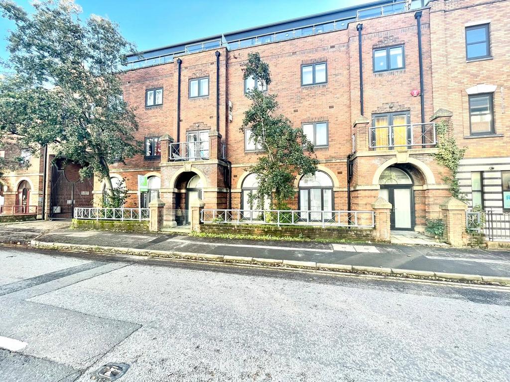 Wesley Gate, Queens Road, Reading... 1 bed apartment - £1,300 pcm (£300 pw)